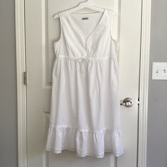 Robin | Dresses | Robin White Cotton Dress | Poshmark